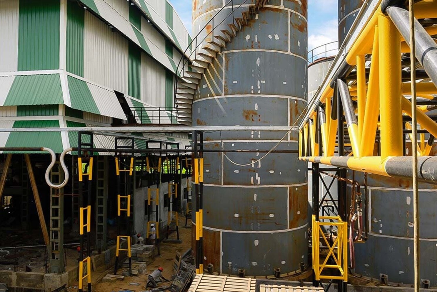 17 customised panels for Madagascar