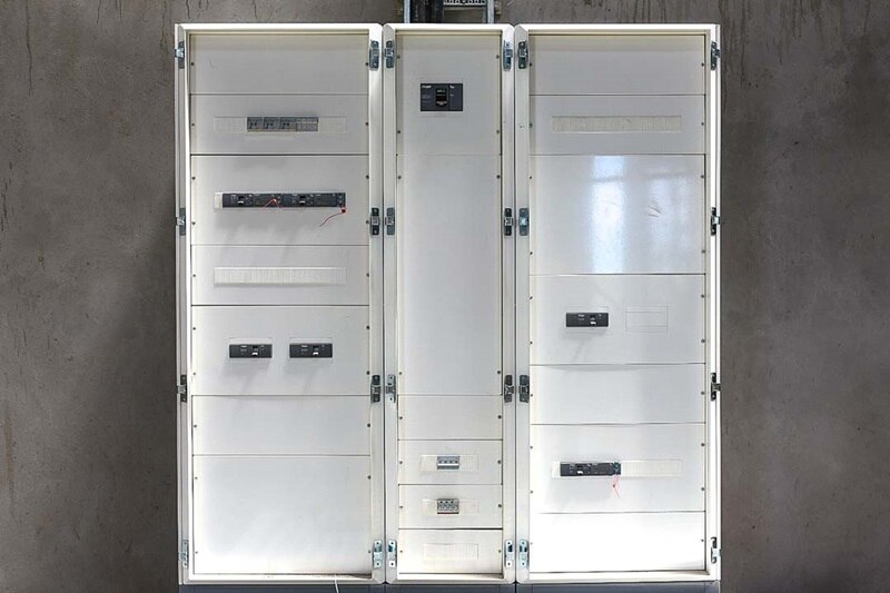 17 customised panels for Madagascar