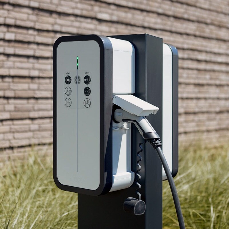 witty, watt a borne de charge ! | Hager