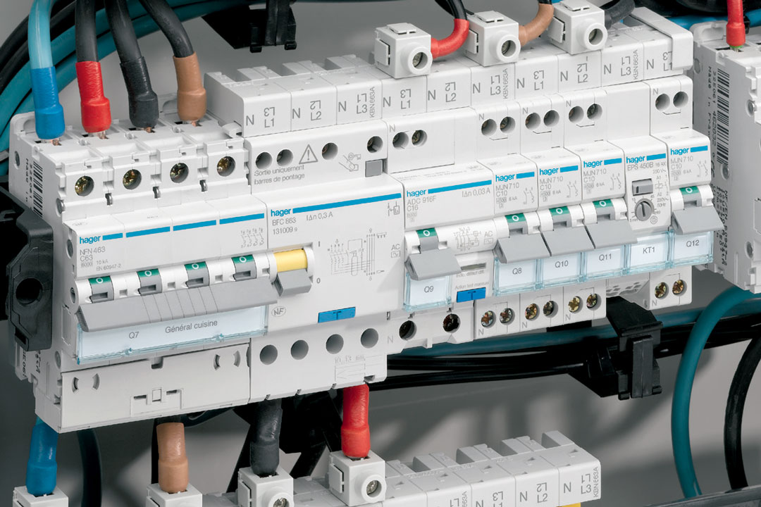 Les protections modulaires tertiaires | Hager